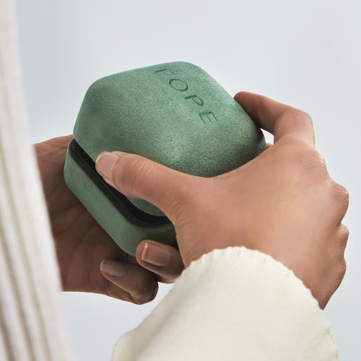 Ein Gespräch mit Olivia Cooke - FOPE